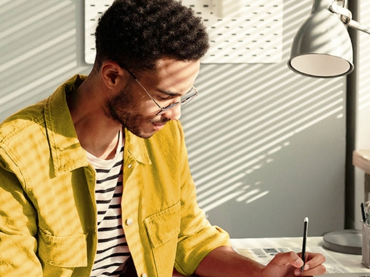 TFSA Or RRSP: When To Use One Over The Other | Sun Life Canada