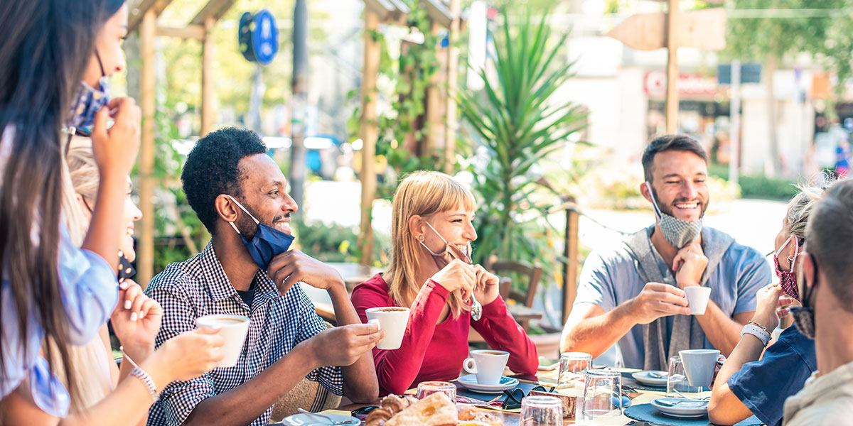 5 ways to socialize safely this summer| Sun Life